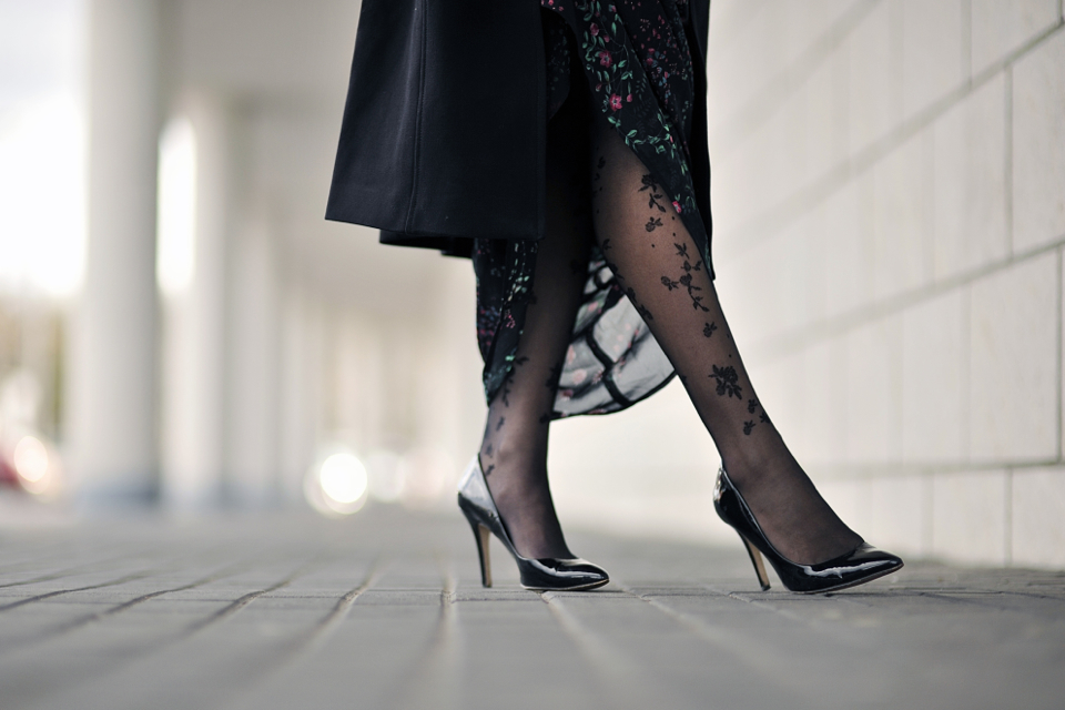 JAK NOSIĆ RAJSTOPY WE WZORY? - Shiny Syl blog